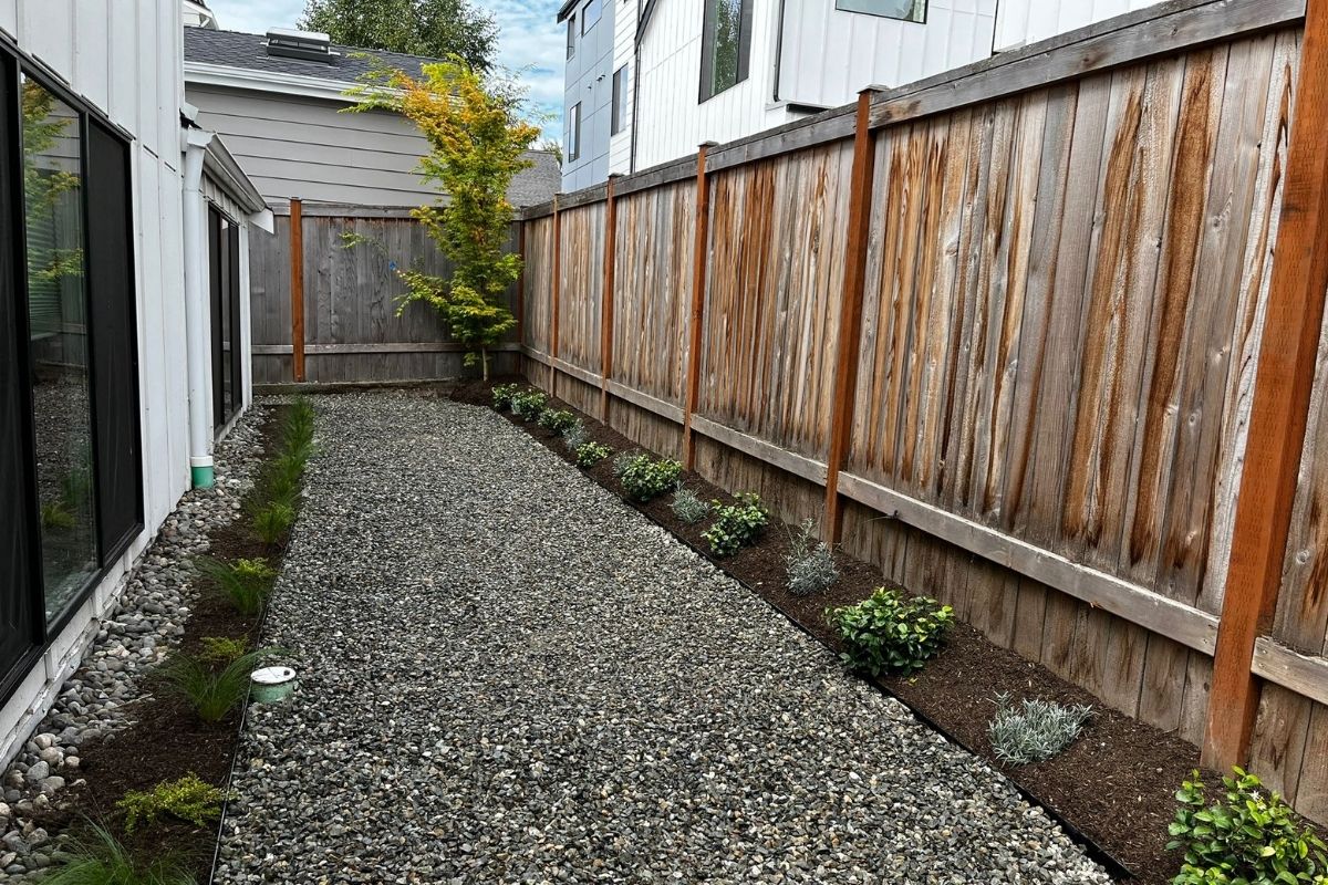 Landscape Design Ideas for Small Seattle Yards - Seattle Sustainable ...
